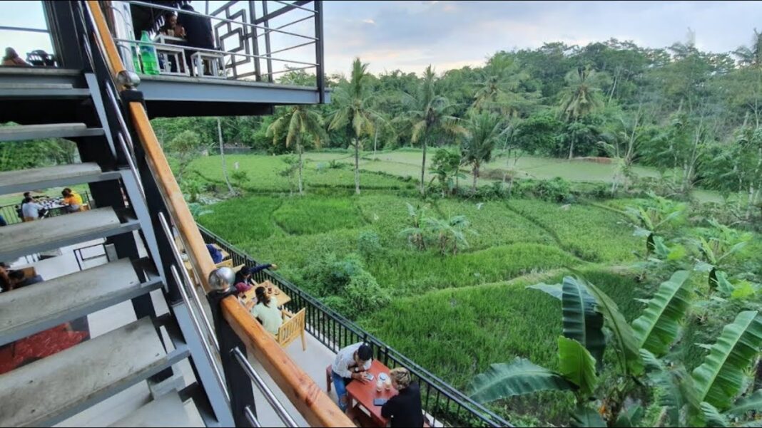 Lokasi Cafe Senja Jember Lagi Viral, Harga Menu & Daya Tariknya