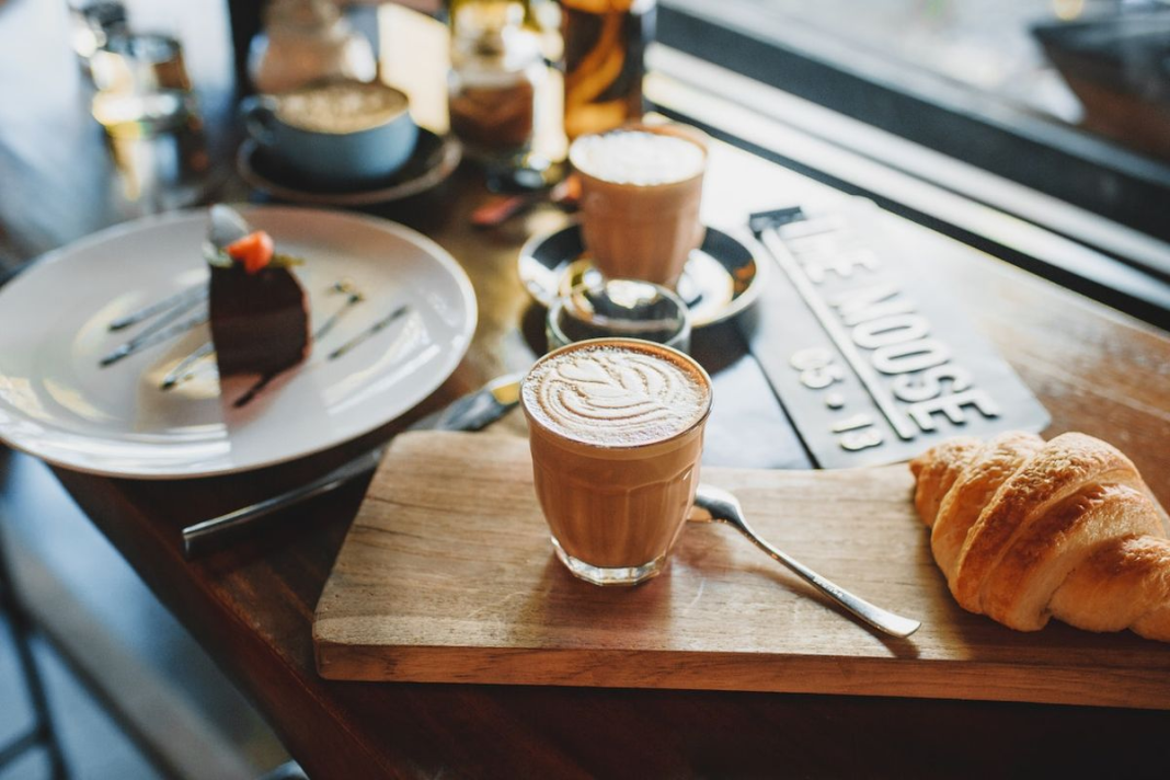 10+ Cafe di Menteng Populer, Nyaman dan Cocok Buat Nongkrong